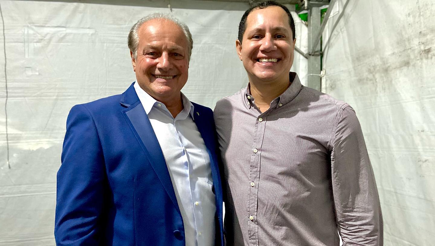 Tony Angeli encerra Festa do Imigrante em Cosmópolis