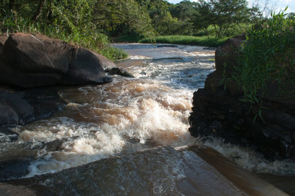 Cachoeiras do Saltinho: Ponto de história e pesca de Cosmópolis