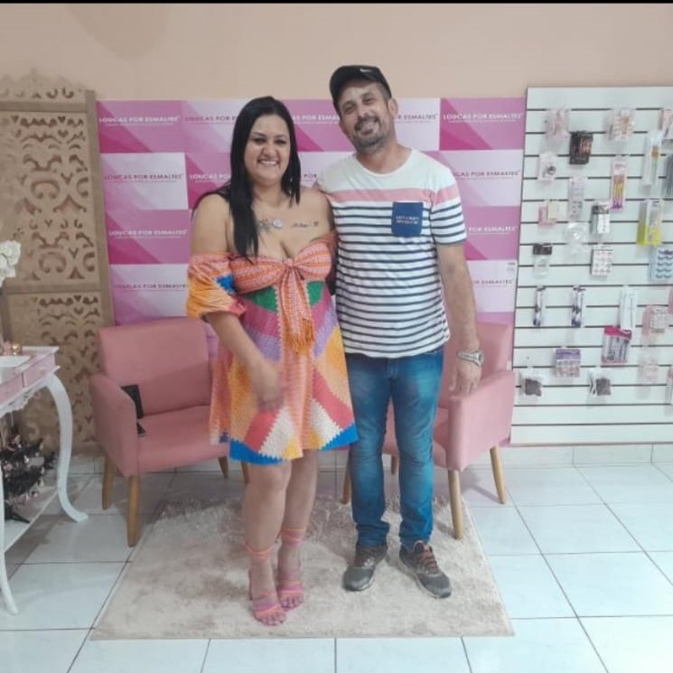 Franquia Loucas por Esmaltes inaugura loja em Comópolis